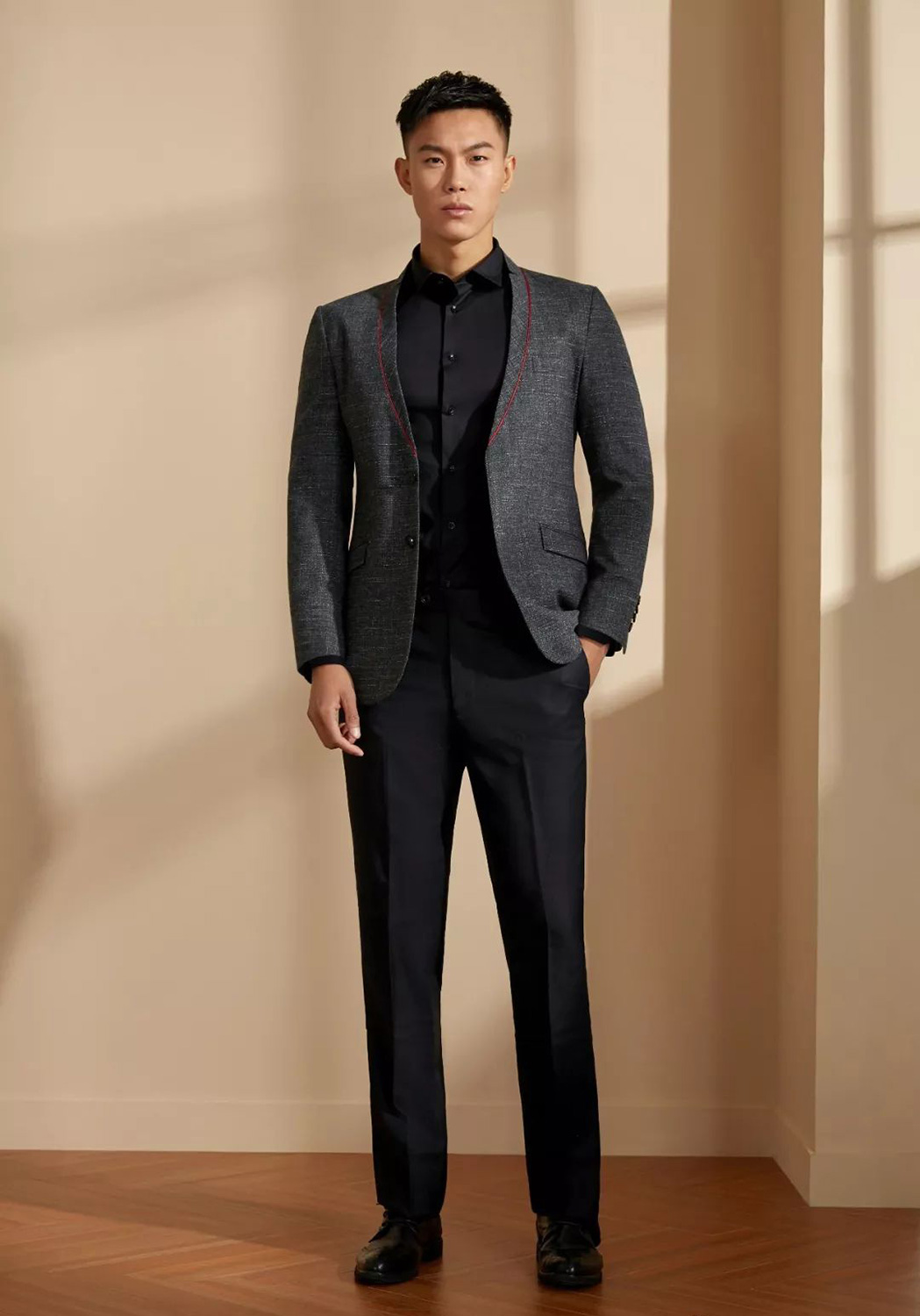 BEIJING UPPER RONTEX（北京アッパーロンテックス）ウェブサイト：メンズ