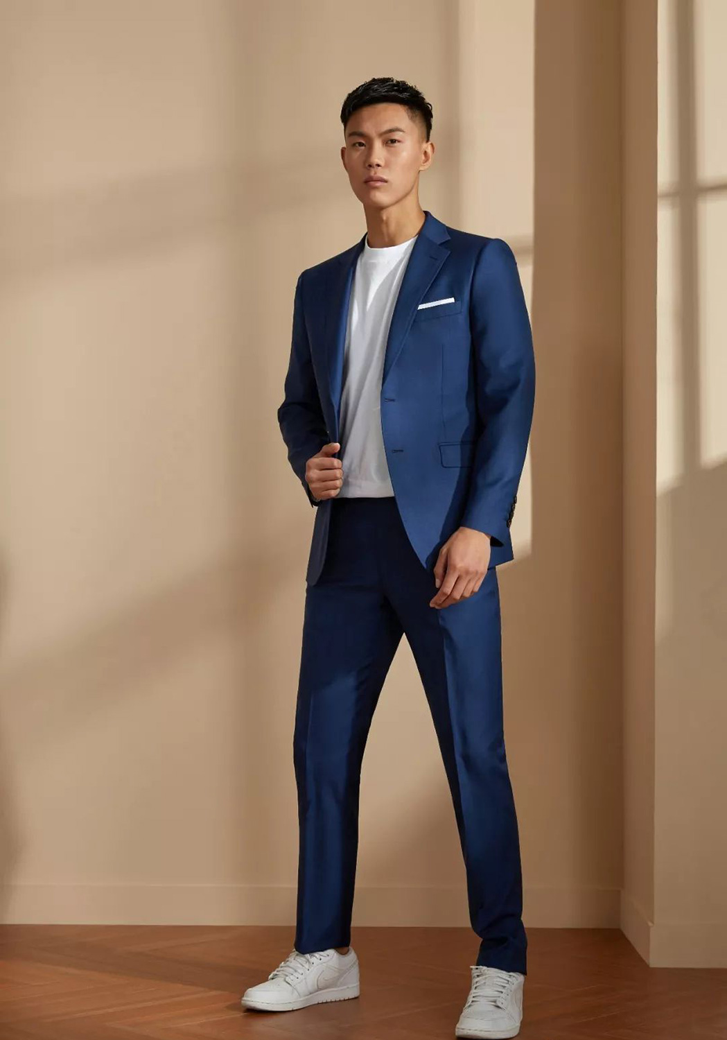 BEIJING UPPER RONTEX（北京アッパーロンテックス）ウェブサイト：メンズ